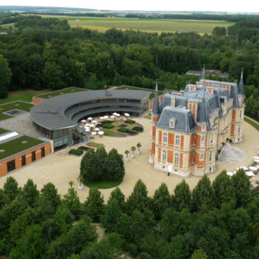 Nature business seminar: Serge Kampf les Fontaines Campus