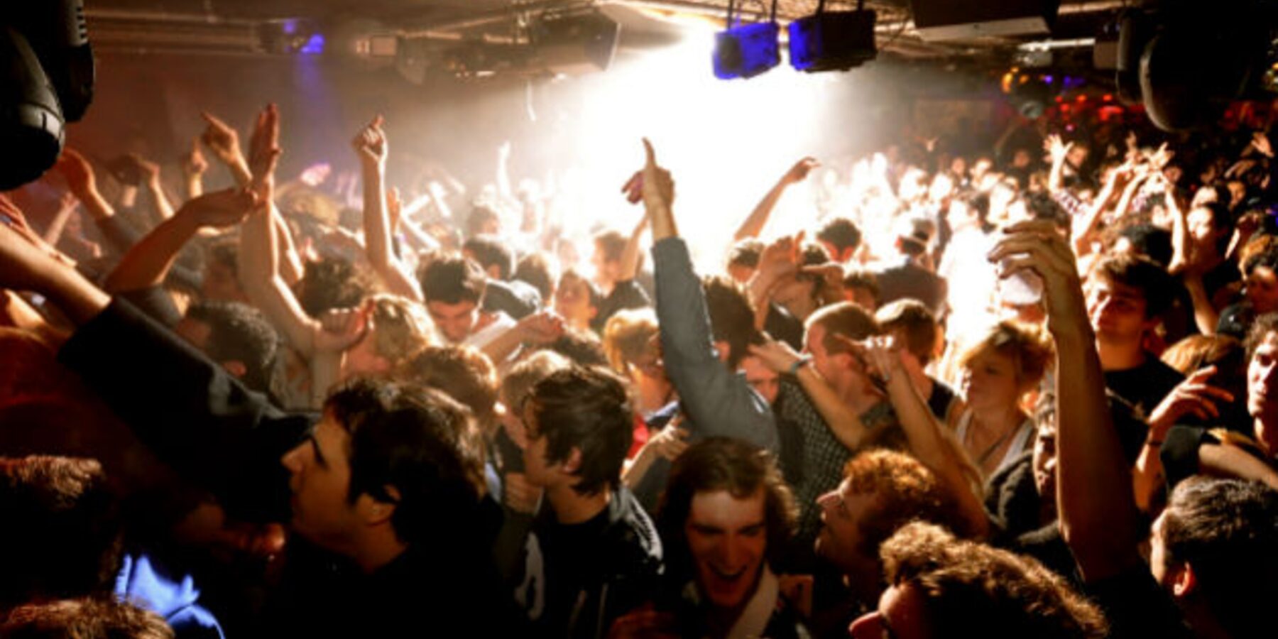 Places to party in Paris