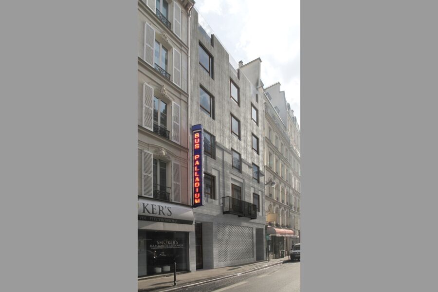 Bus Palladium Paris : Hôtel 5 étoiles, Club & Restaurant à Pigalle ...